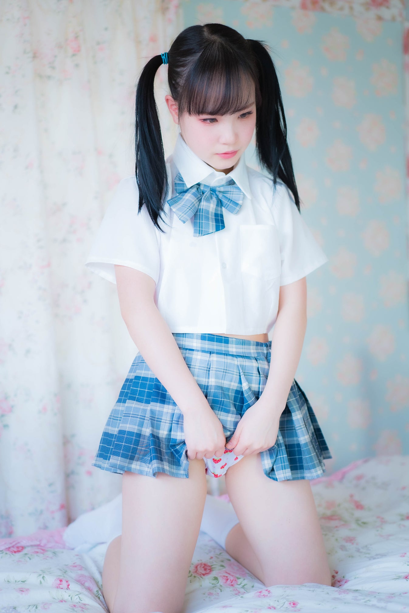 Lala Kudo Schoolgirl Gravure Photoset - Explicit (Digital) – Gravure Kid